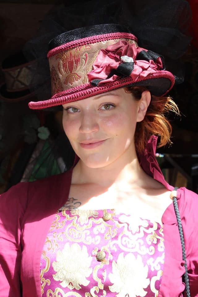 Top Hats - The Gilded Lily